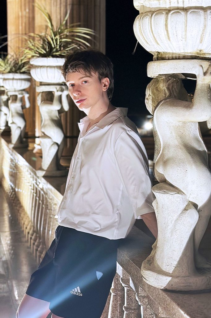 About Sam – Sam Fang